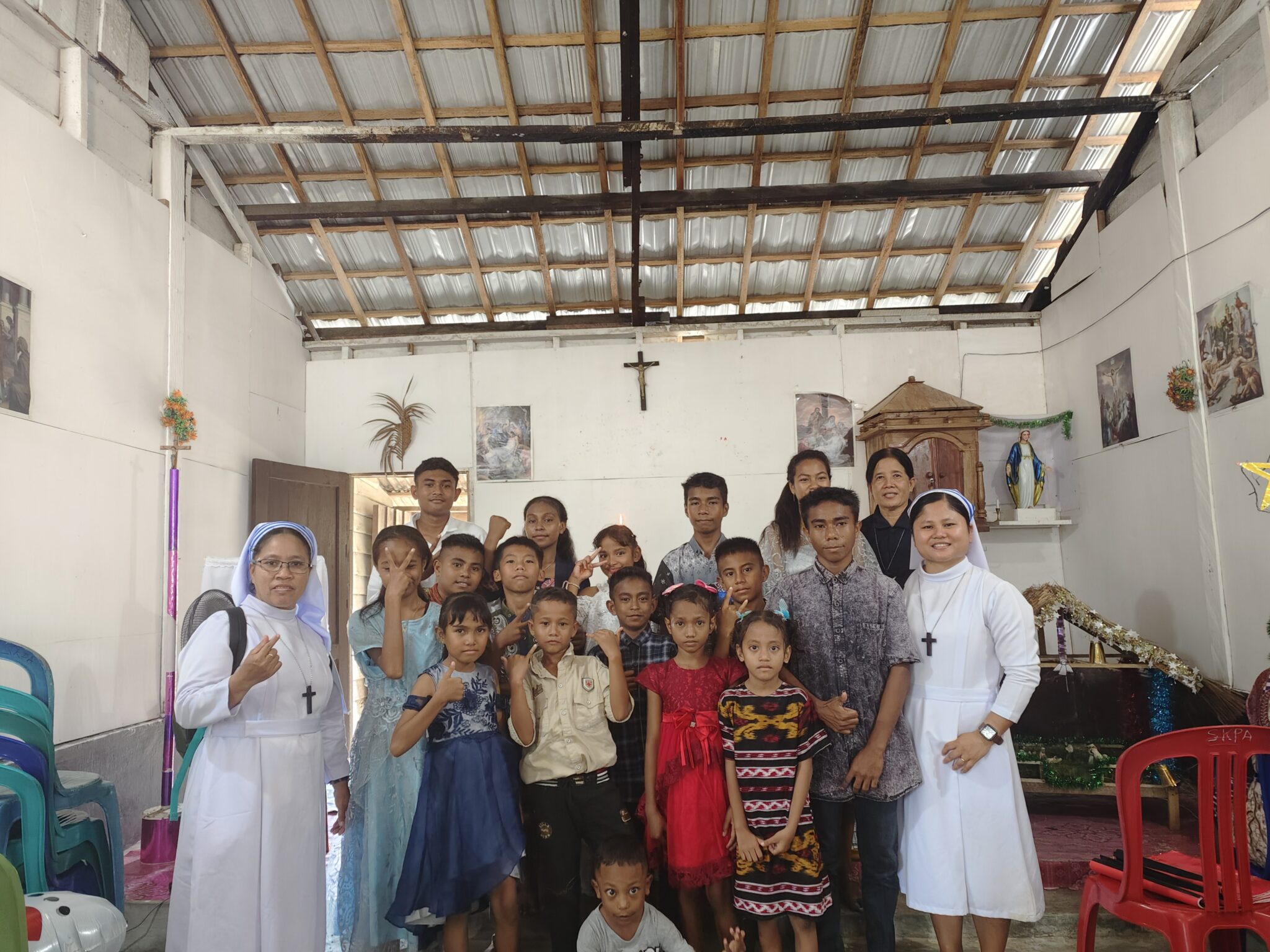 Tarekat ALMA PUTERI (Suster ALMA) - CINTA KASIH MEMBANGUN DUNIA BARU