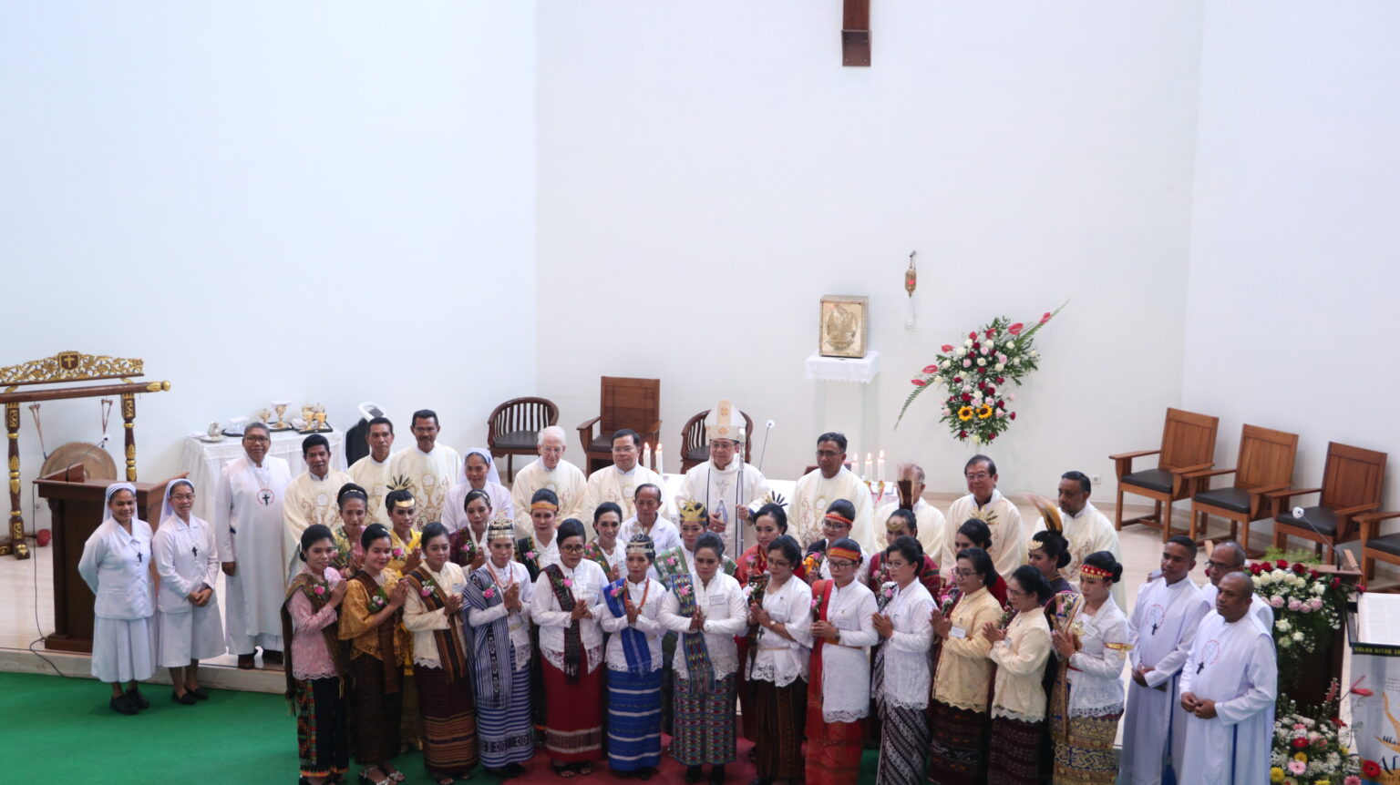 Tarekat ALMA PUTERI (Suster ALMA) - CINTA KASIH MEMBANGUN DUNIA BARU